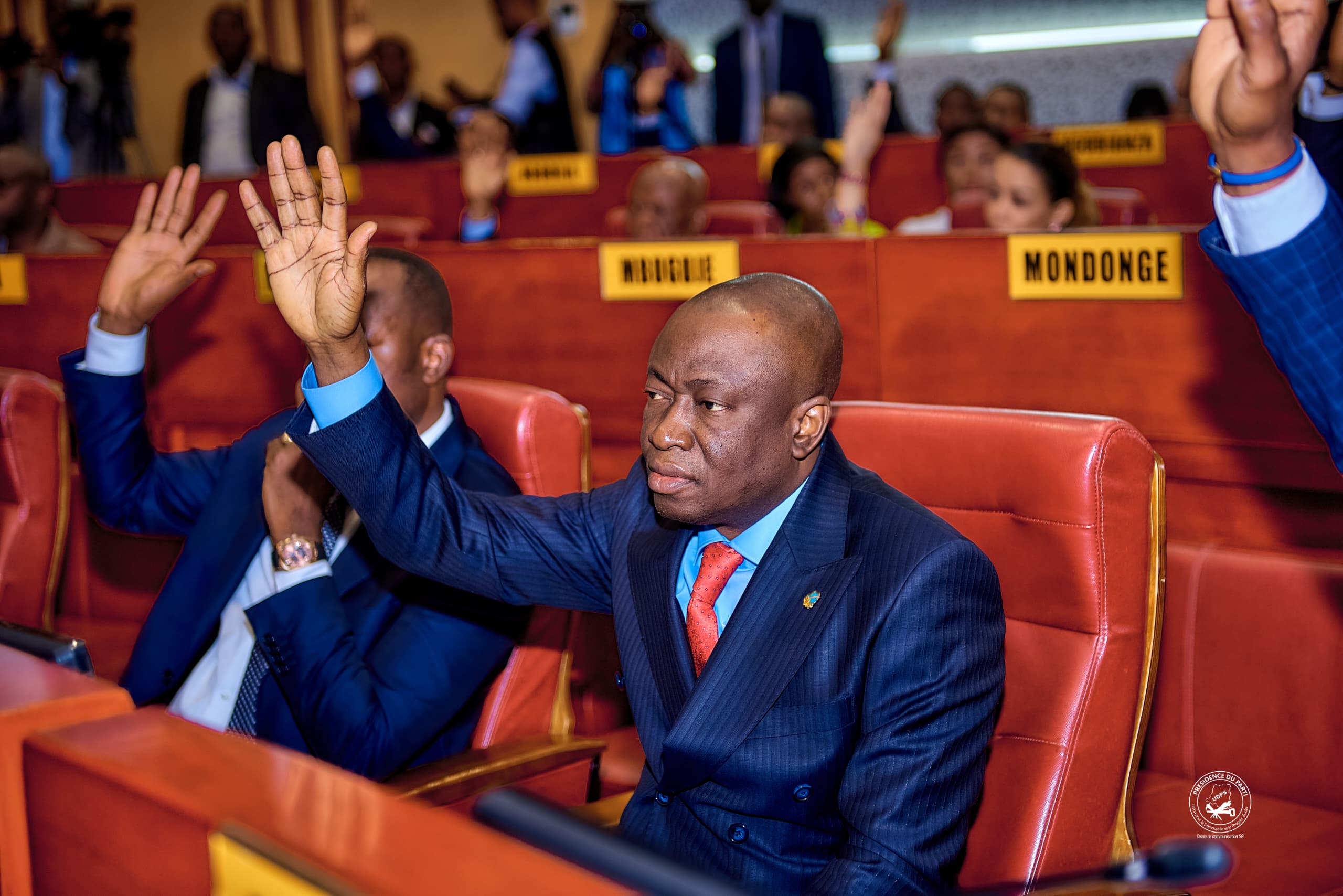 RDC-Sénat : Augustin KABUYA, Afani Idrissa Mangala, Jonas Kalambayi ...